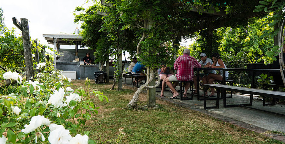 Garden Cafe/Ice Cream Shop